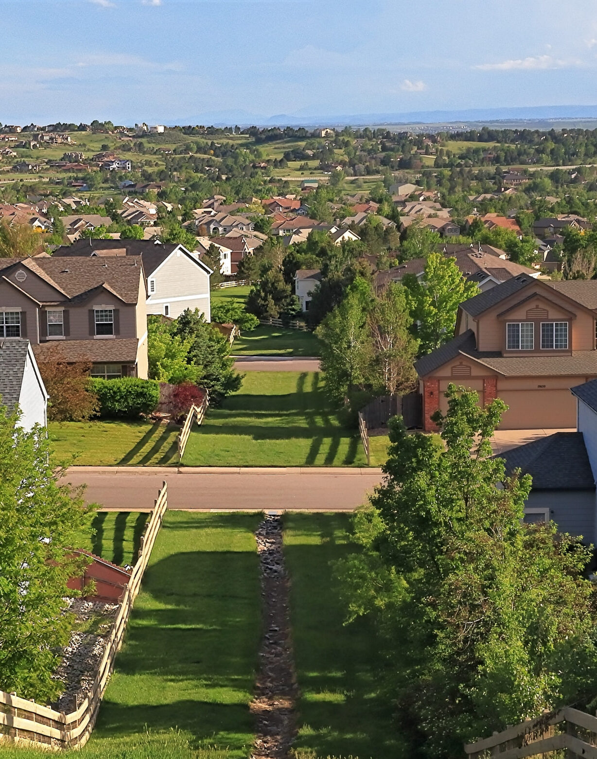 Comprehensive HOA Management in Centennial, Colorado